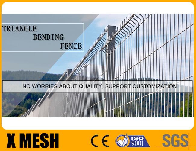 Silver Metal Grid Fence Panels Thickness 1.2mm Anti Climb