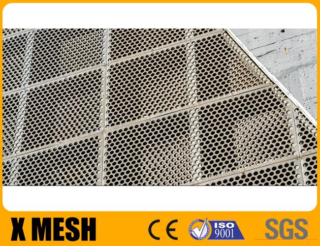 Aluminium Triangle Hole Perforated Metal Mesh 2400mm 69% Open