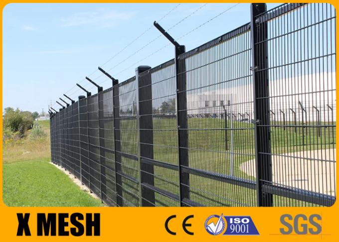 4mm Wire Metal Mesh Fencing 76.2x12.7mm Opening Powder Coated Mesh Fencing