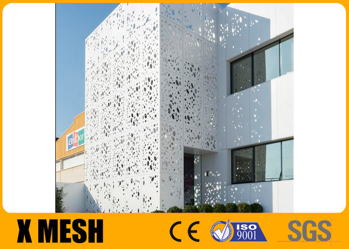 Aluminium Triangle Hole Perforated Metal Mesh 2400mm 69% Open